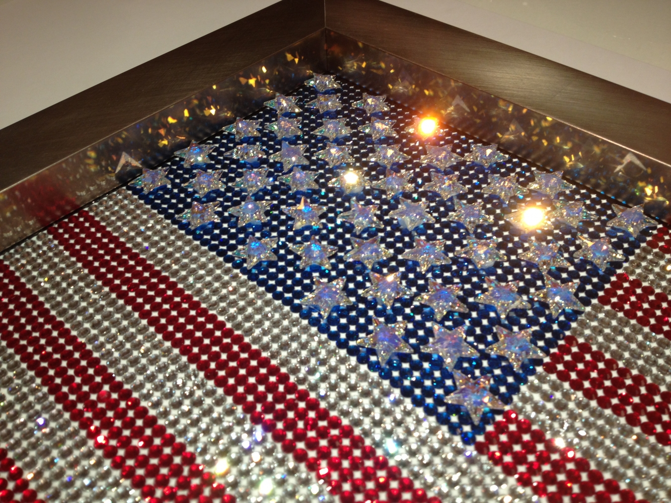 E Pluribus Crystal Flag – Muriel Stockdale